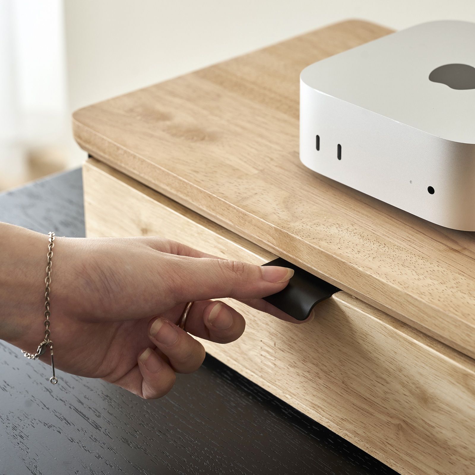 Kệ màn hình ngăn kéo Aura - By NiceDesign chính hãng | 12/2025 ...